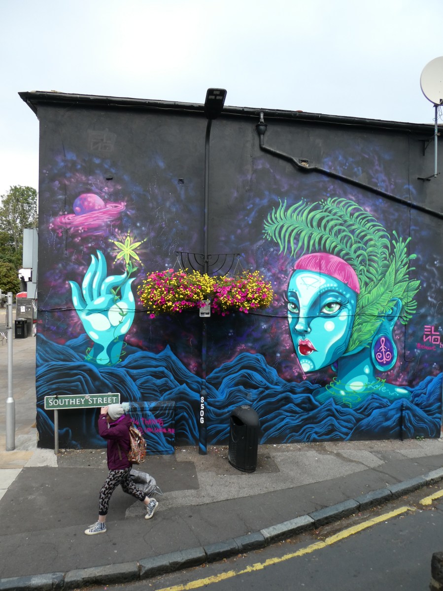 New Elno Street Art ‘Cosmic Pacha Mama’ in Penge | London Calling Blog