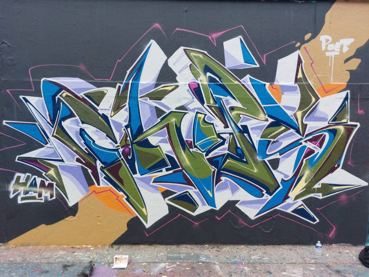 New Chips Graffiti around London | London Calling Blog