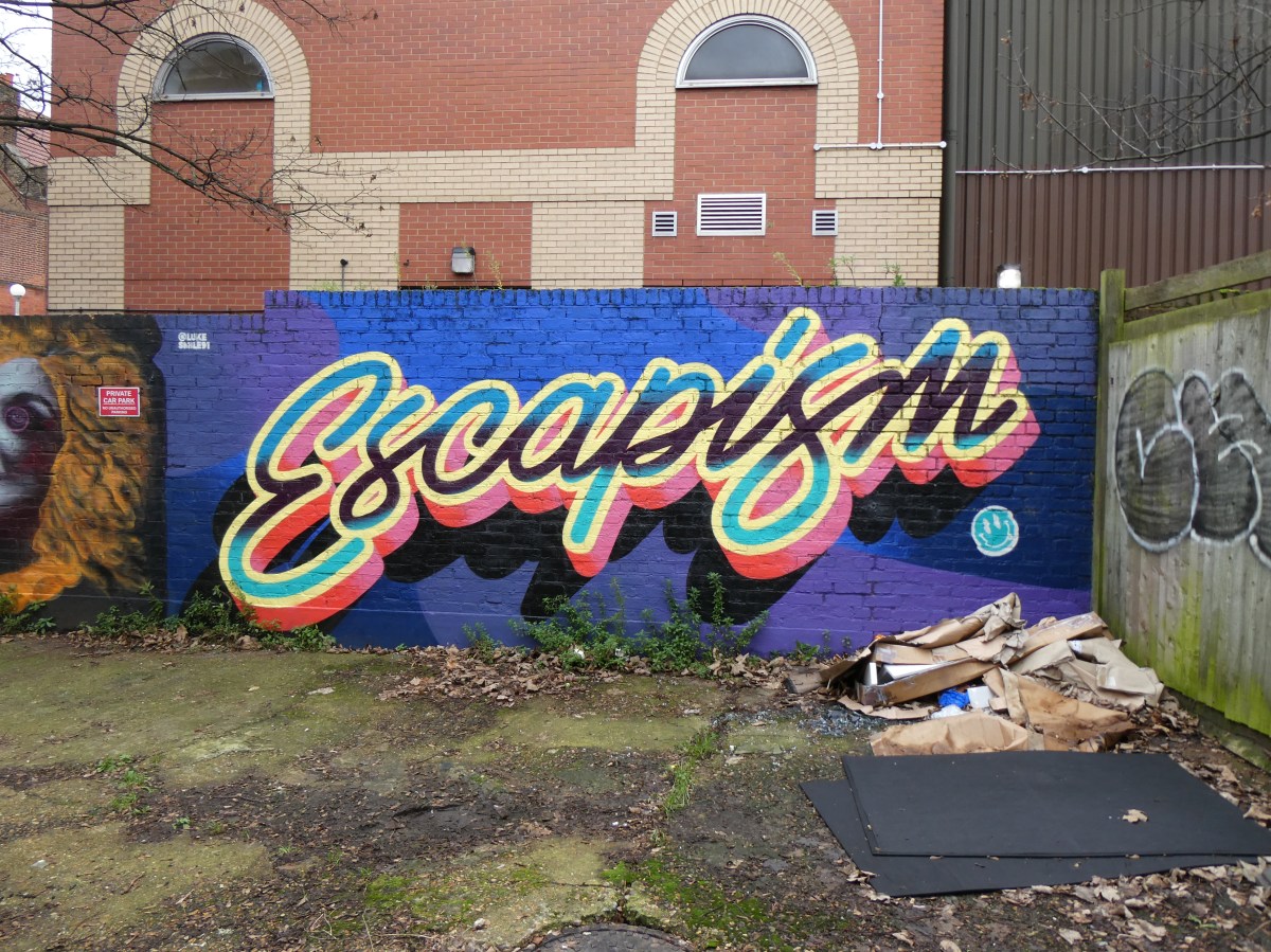 New Luke Smiles Graffiti ‘Escapism’ in Penge | London Calling Blog
